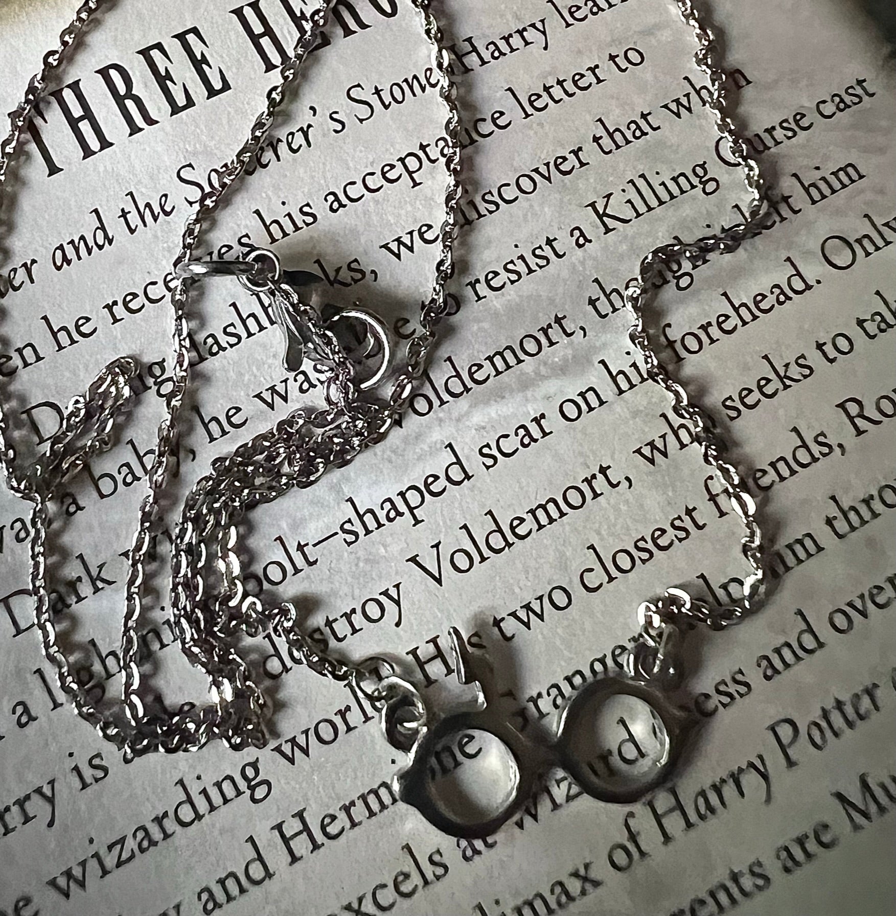 Harry Potter Glasses Necklace – Baxter Bailey & Company